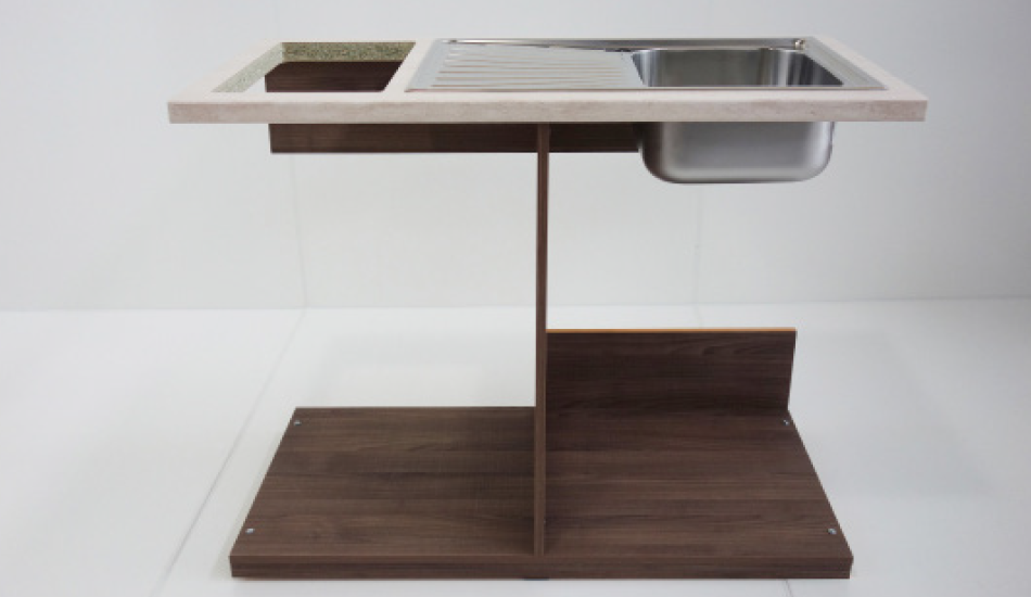 ASSEMBLY 5 - INSTALLING THE BENCH TOP - Mini Kitchen