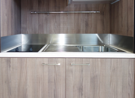 ASSEMBLY 16 - FITTING THE STAINLESS STEEL SPLASH BACK - Mini Kitchen