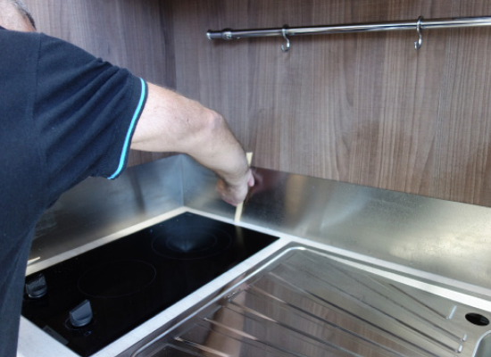ASSEMBLY 16 - FITTING THE STAINLESS STEEL SPLASH BACK - Mini Kitchen