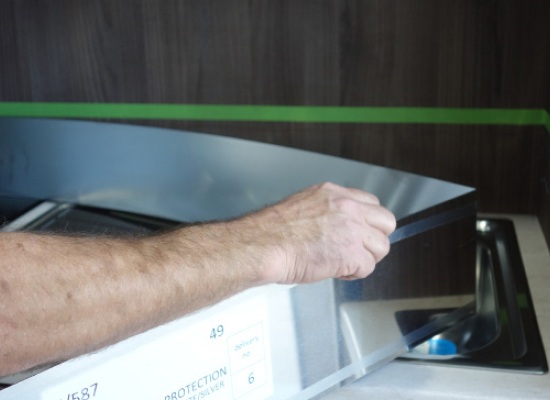 ASSEMBLY 16 - FITTING THE STAINLESS STEEL SPLASH BACK - Mini Kitchen