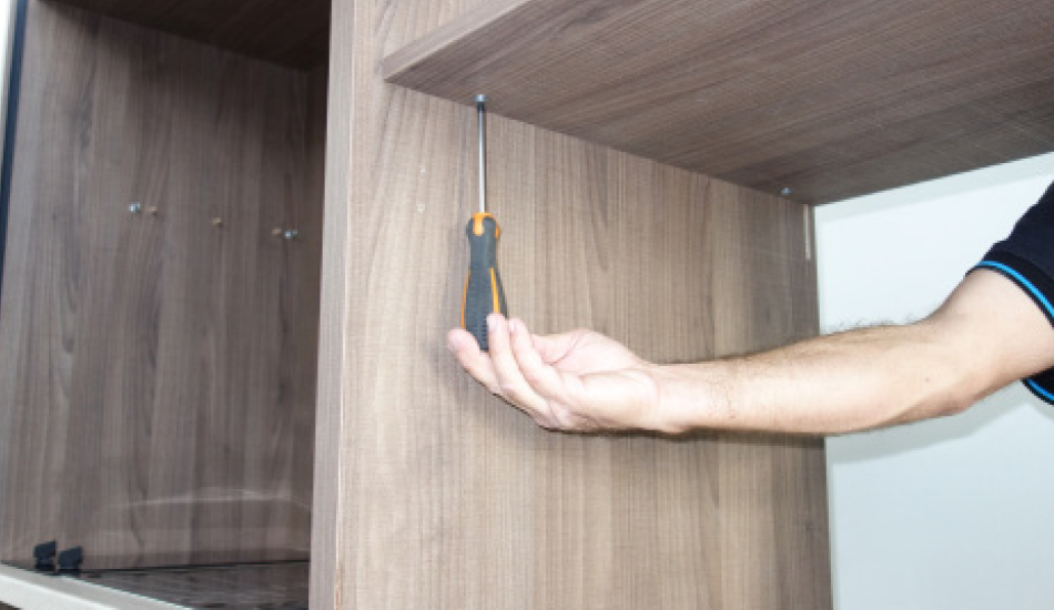 ASSEMBLY 10 - ADDING THE LARGE SIDE CUPBOARD - Mini Kitchen